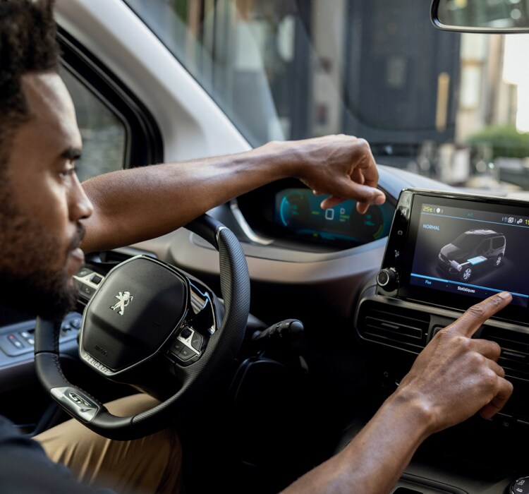 PEUGEOT e-Rifter: 100% electric family car